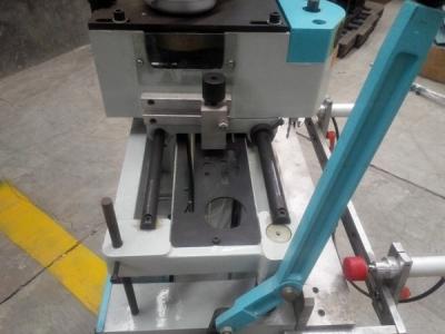 China 1.85KW de Machine van het aluminiumvenster, de Machineenergie van het Aluminiummalen - besparing Te koop
