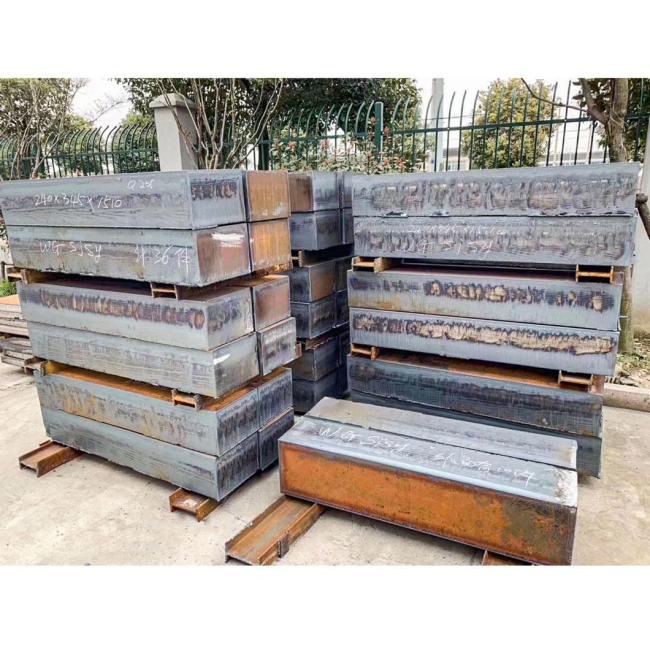 Premium Hot Rolled Steel Plate for Construction and Manufacturing