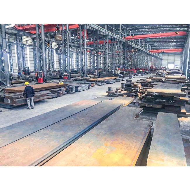 Premium Hot Rolled Steel Plate for Construction and Manufacturing