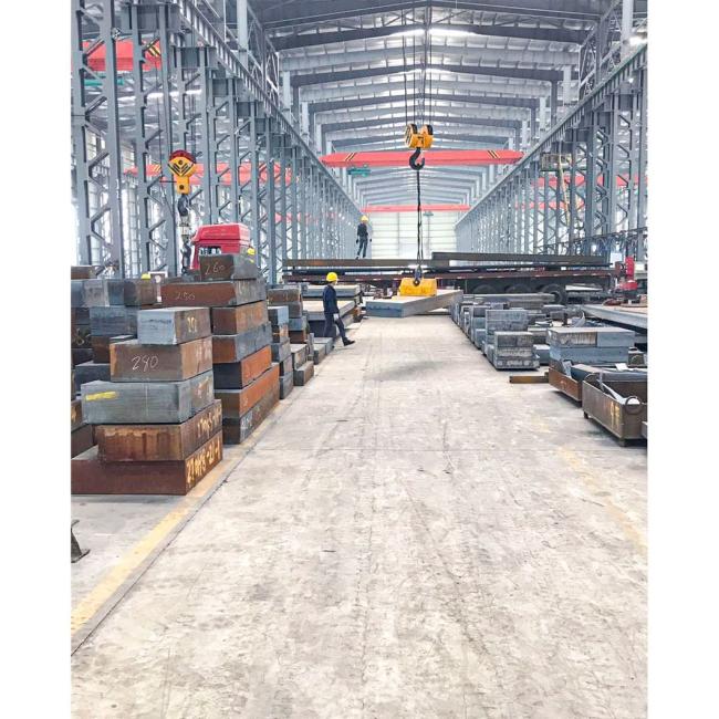 Premium Hot Rolled Steel Plate for Construction and Manufacturing