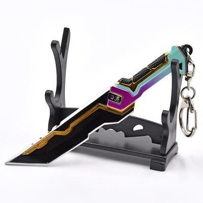 Cina 9Cm Metal Gun Keychain Craft Valorant Glitchpop Knife Gift Decoration in vendita
