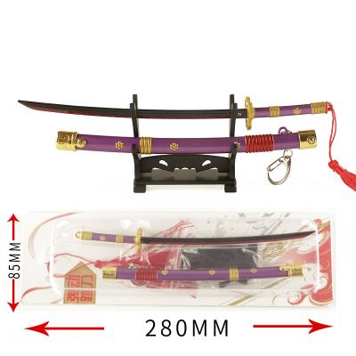 Cina Abitudine in lega di zinco di un pezzo porpora di Enma 100% della catena chiave della spada di Zoro in vendita