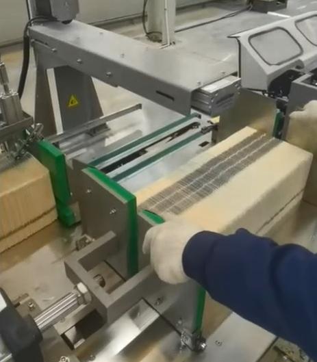Quality Compact Collapsible Packaging Equipment Providing Packaging Solutions for Small for sale