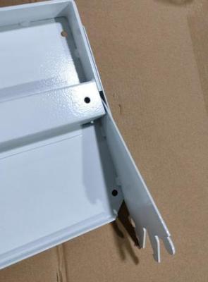 China Lineare Stahl-Floating-Regal Schwerlast-Moderne Einzelhandels-Wandregal DIY entworfen zu verkaufen