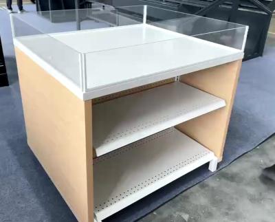 China Customizable Size White Retail Display Shelves Weldment 36