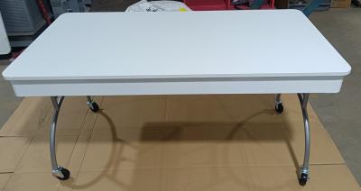 China Modern Elegant Folding Timber Display Table Easy Assembly Minimalist Design for sale