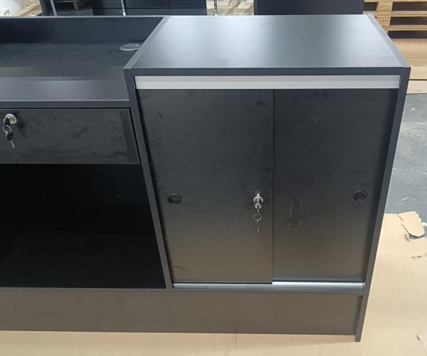 Melamine Finish Retail Counter Display Wood Unit Customized Shop Display Cabinet
