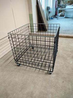 China Embalagem de rede de arame elétrico com rolos trancados à venda