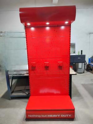 中国 AT-0264 店舗ディスプレイ フィクスチャ 壁面ディスプレイ LEDライト付き 工具ディスプレイ 色カスタマイズ 販売のため