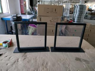 Cina Porta-insegna in metallo nero con base piatta da 11" x 11" in vendita