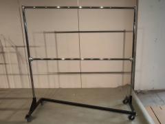 Z RACK BASE NEGRO CROMADO con 4′-Frenzrädern