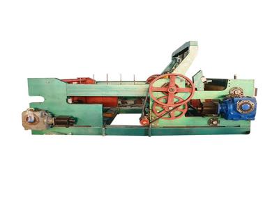 China Filter Square Crimped Wire Mesh Weaving Machine 600--2600mm Width Long Using Life for sale