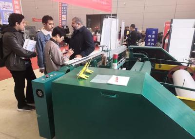 Cina 20-140 velocità della saldatura della maglia alta del nastro metallico del telaio a uso medio della rete in vendita