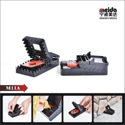 China Time Used 480 Hours Reusable Pest Control Mouse Trap With Bait Plate For Rodent Catching for sale
