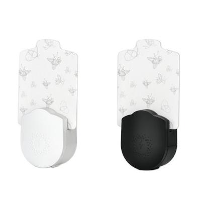 China Krachtige Plug-in Glue Board Kleverige muggenvallamp UV-licht Insectenmothkiller voor indoor plaagbestrijding Te koop