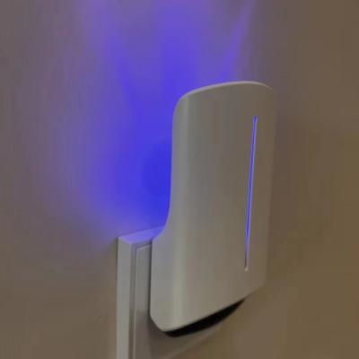 China Design personalizado UV 365 UV 395 Plug-In Mosquito Moles Gnats Glue Catcher Trapa de insetos voadores para áreas internas e externas à venda