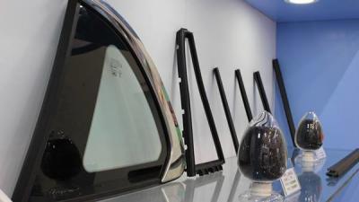 Cina Materia plastica leggera del composto TPV della guarnizione TPV per incapsulamento di vetro del veicolo in vendita