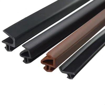 Cina TPE termoplastico dell'elastomero di resistenza agli'agenti atmosferici per la striscia della guarnizione in vendita