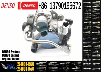 Cina Pompa di iniezione di carburante per olio diesel 294000-1520 8-98151213-1 per motore 4JK1 in vendita