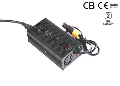 中国 李電池のための携帯用12V 10Aのスマートなリチウム電池の充電器の高性能 販売のため