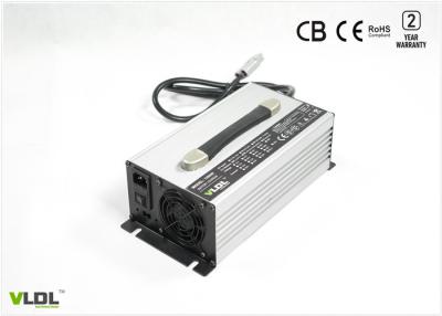 Cina 260*150*90 millimetro caricatore della batteria al litio da 12 volt 40 amp astuti con l'inizio morbido in vendita