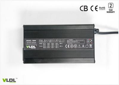 Cina 360 watt 12 amp di AGM del caricabatteria, caricabatteria per il ciclo profondo 24 batterie di volt in vendita