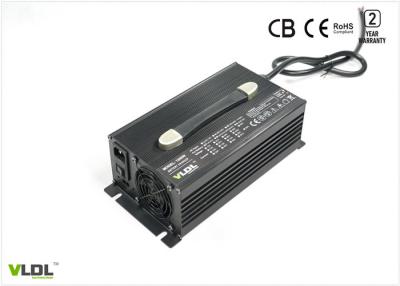 Cina 4.5KG 48V 18A 1200W a bordo del caricatore, E - litio delle automobili/caricatore batteria al piombo in vendita