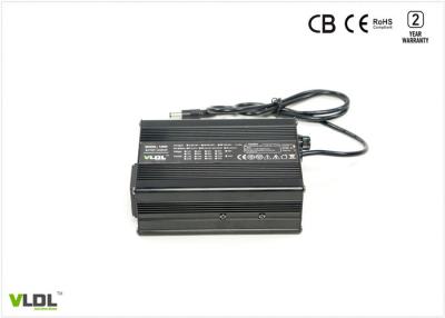 Cina Sedia a rotelle 2A caricabatteria da 48 volt, SLA/caricatore dell'Accumulatore litio-ione con la cassa d'argento nera in vendita