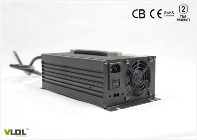 Cina 5 punti Smart che si carica a bordo del caricatore, caricabatteria astuto di 12V 50A per Li/batterie di SLA in vendita