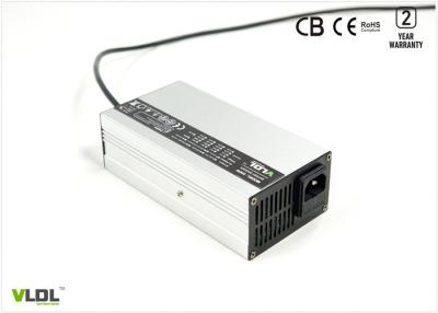 China Li - Ionen Slimme de Batterijlader 5A, Intelligente Batterijlader van 24V met XLR-Outputschakelaar Te koop