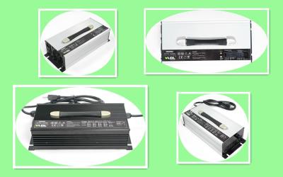 Cina Personalizzi il caricabatteria astuto di alta tensione di 96V 15A per litio o la batteria al piombo 1800Watts massimo in vendita