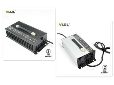 Cina Caricabatteria astuto di alta efficienza 12V 60A per LiFePO4/le batterie Li-ione/LiMnO2 in vendita