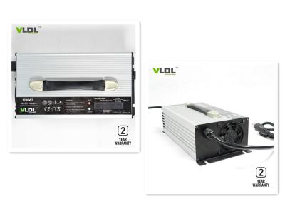 Cina Caricabatteria astuto di alta efficienza 12V 60A per LiFePO4/le batterie Li-ione/LiMnO2 in vendita