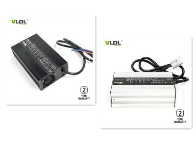 Cina il caricabatteria astuto di 25A 24V ha introdotto caricarsi del cv di 230Vac o di 110V Smart cc in vendita