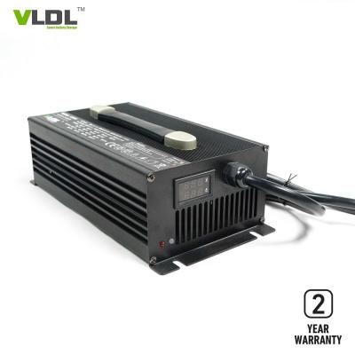 Cina caricabatteria astuto di 35A 24V a bordo con il pacchetto della batteria al litio supporti/24V in vendita