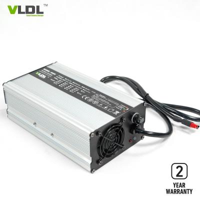 China Max 54.6V Or 58.4V 8A Smart Battery Charger For 48V Lithium Ion Battery Pack for sale