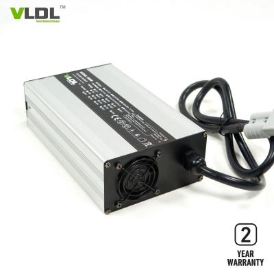 China etapas automáticas espertas do carregador de bateria de 30A 24V as 3 que carregam para AGM COAGULAM baterias de SLA à venda