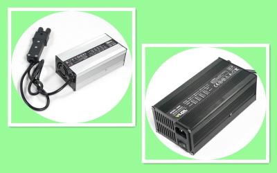中国 セリウムと満たすアルミニウム リチウム電池の充電器36V 8A最高42V CC CV 販売のため