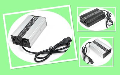 中国 Eのバイク2.7A 110v 230Vac 54.6V 58.4V 58.8Vのリチウム電池の充電器 販売のため