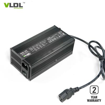 Cina Caricatore singolo 230Vac della batteria al piombo del cv 6A 60v di cc per la batteria di SLA AGM in vendita