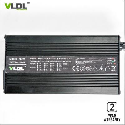 China Única luz de alumínio Wieght do carregador de bateria do lítio de 230Vac 6A 60V à venda