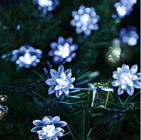 Quality Christmas Solar Decorative Lights IP44 With Lotus Shaped For Outdoor And Indoor Decor for sale