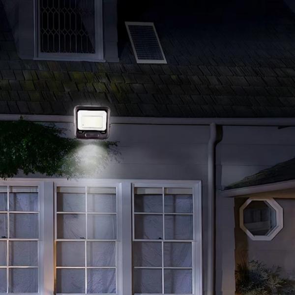 Quality IP67 Waterproof LED Solar Flood Light With High Efficiency Motion Sensor for sale