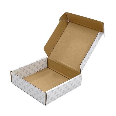 China Custom Logo Color Cosmetic Corrugated Packaging Mailer Box Assurance and Custom Size for sale