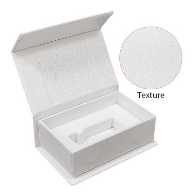 China 10ml Cosmetic Essential Oil Dropper Bottle Paper Box with Custom Logo and Lamination for sale