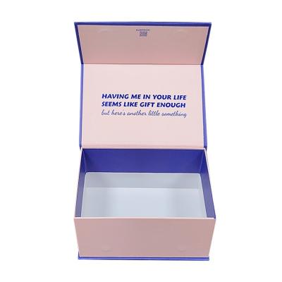 China Custom Screen Printing Logo Plain White Magnetic Folding Gift Box For Your Requirements for sale