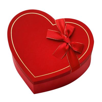 China Custom Heart Shaped Gift Box Rigid Boxes for Chocolate Packaging of Jewelry and Flower for sale