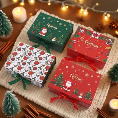 중국 양말 맞춤형 고급 리본이 달린 소규모 사업용 크리스마스 선물 상자 (자석 덮개, UV 라미네이션) 판매용