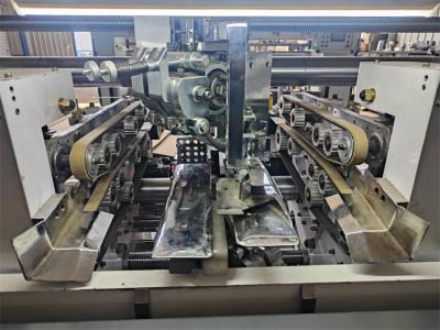 Cina 450 Flap Maximum Size Double Pieces Carton Stitch Machine con numero di chiodi 2-99 in vendita