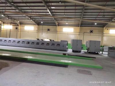 Cina Linea di produzione di scatole di cartone ondulato ad alta velocità 5 pli con controllo di frequenza di 0,75KW in vendita